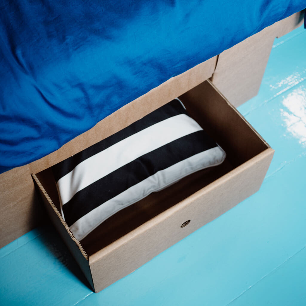 ROOM IN A BOX | GRID Bed
