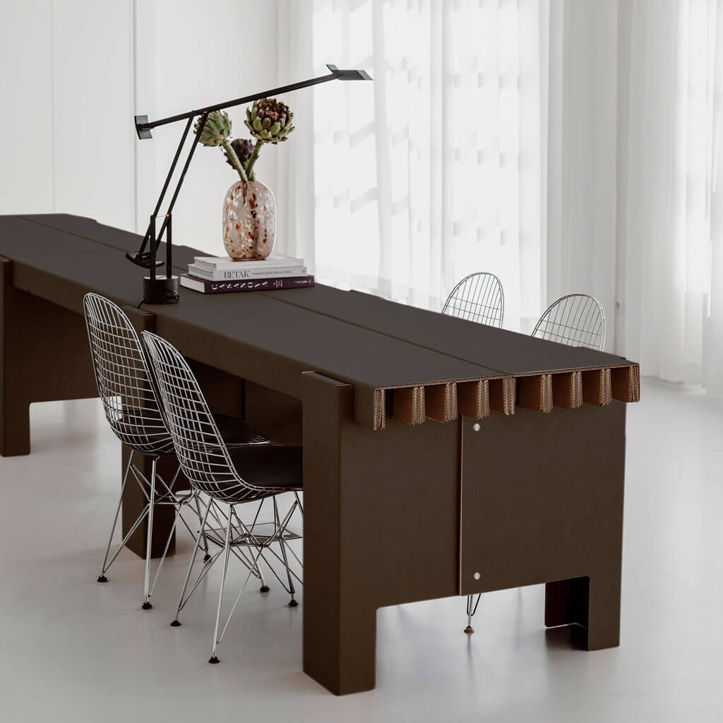 ROOM IN A BOX | GRID Table